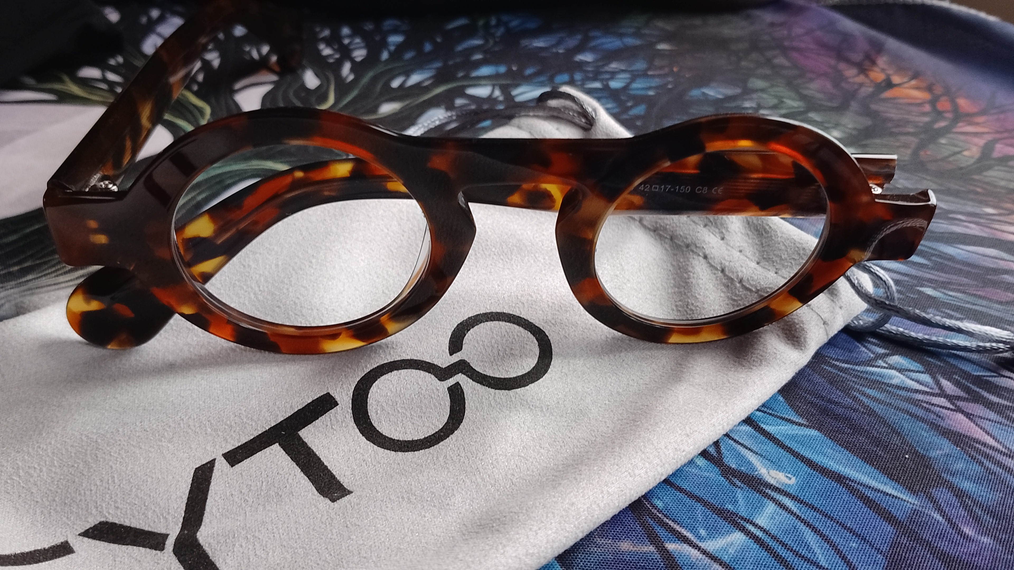 Milo Round Two Tone Eyeglasses | Fytoo Optical